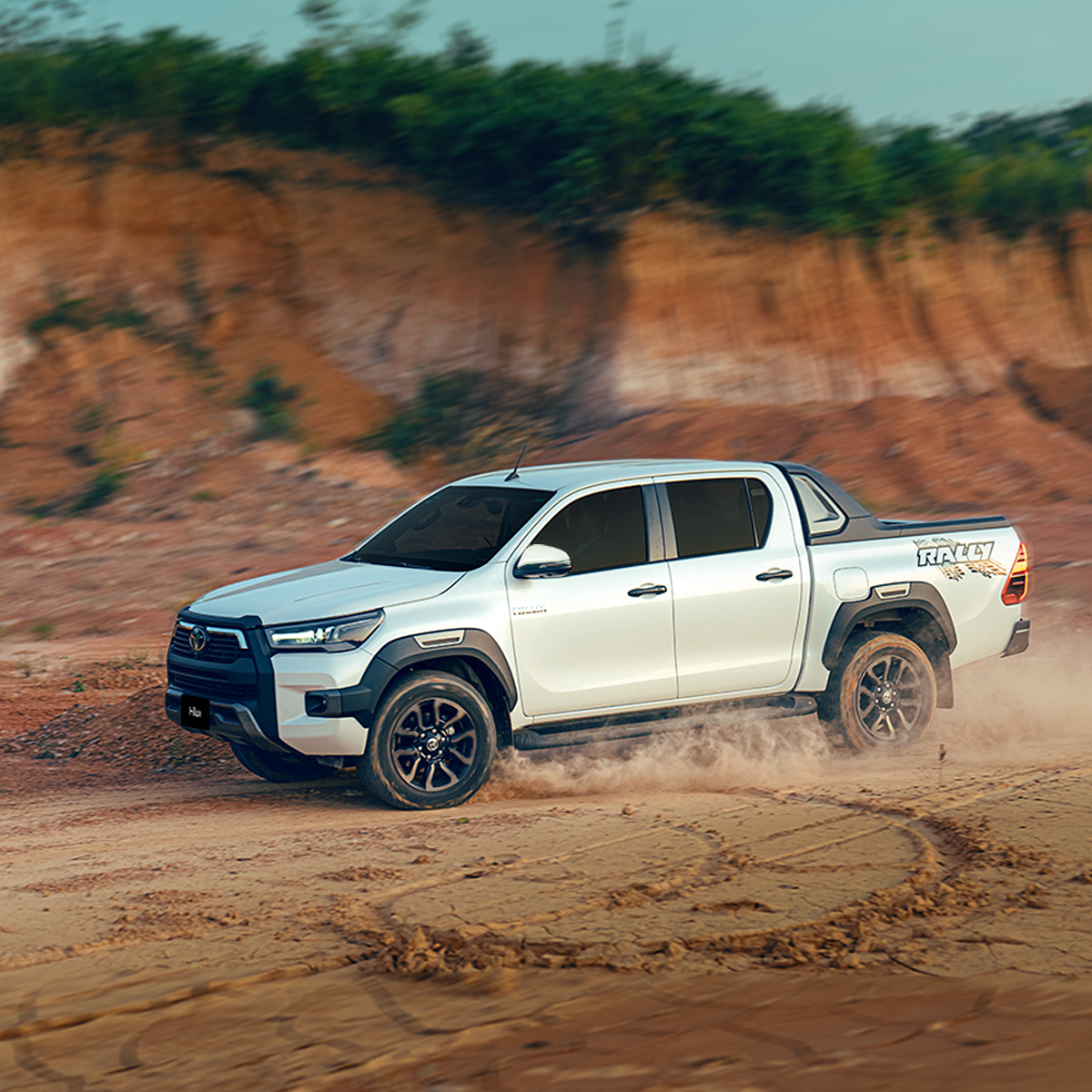 Hilux Toyota Revo Sport